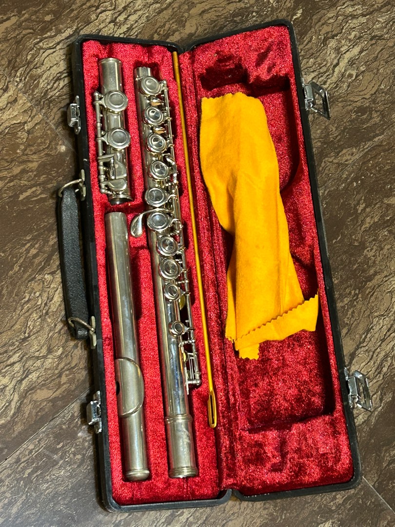 Libretto flute excellent playable condition, Hobbies & Toys, Music ...