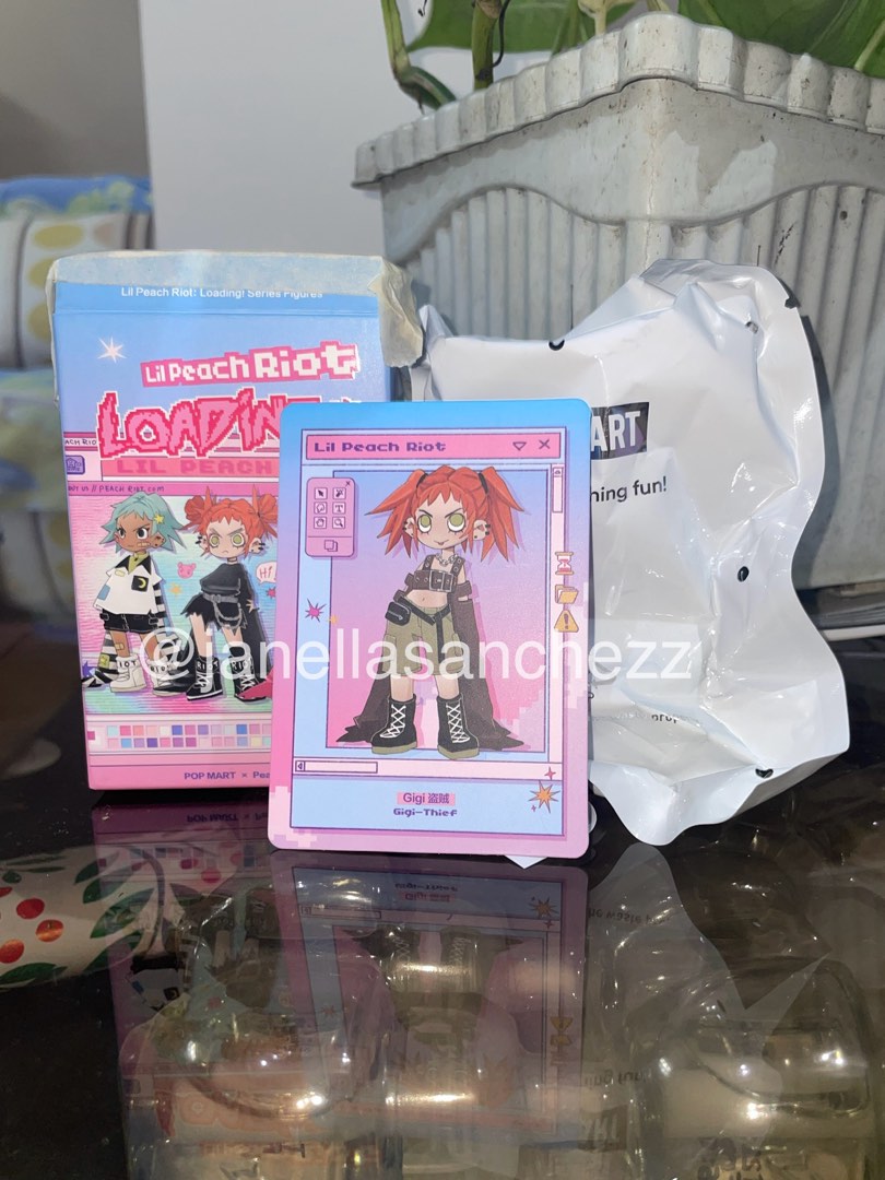 Lil' Peach Riot: Loading! Series - Gigi Thief, Hobbies & Toys, Toys ...