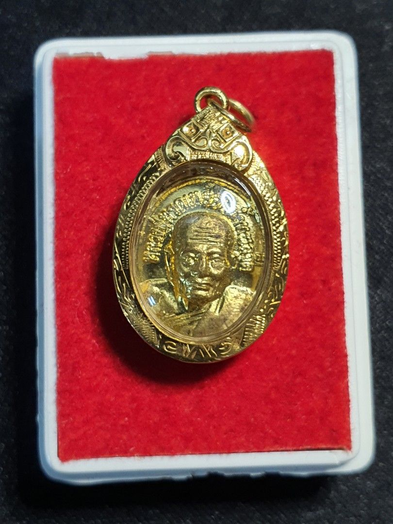Lp Thuad rian in real gold casing not ngan somdej khun paen pikanet kmt ...