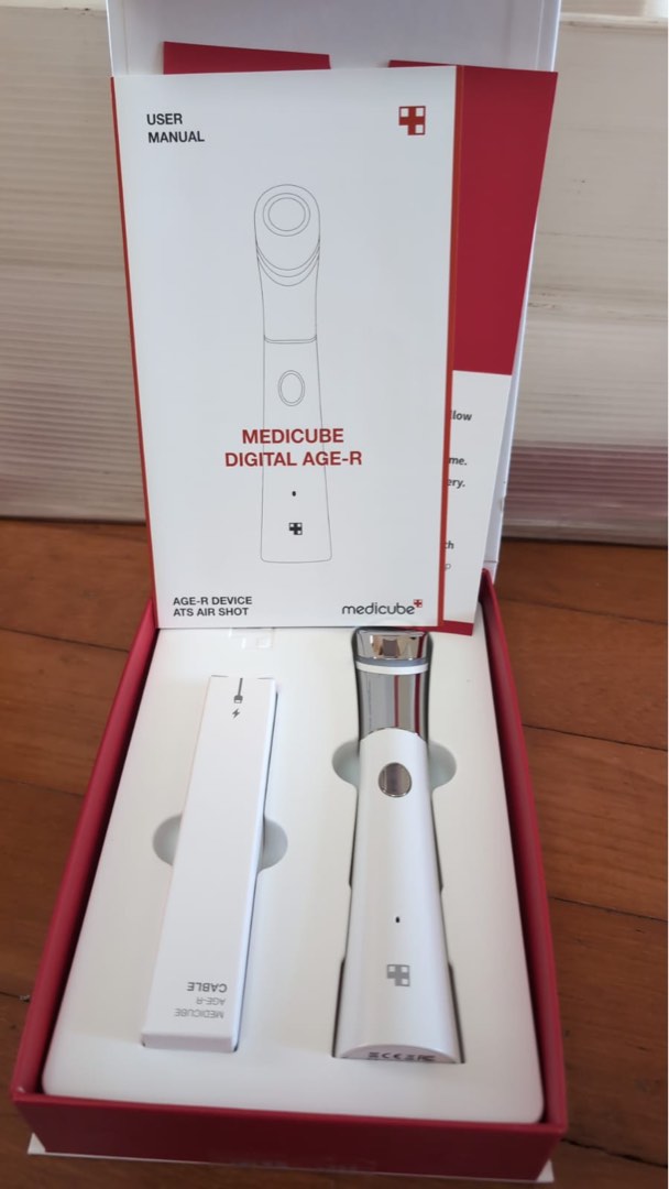 Medicube device, Beauty & Personal Care, Face, Face Care Products on ...