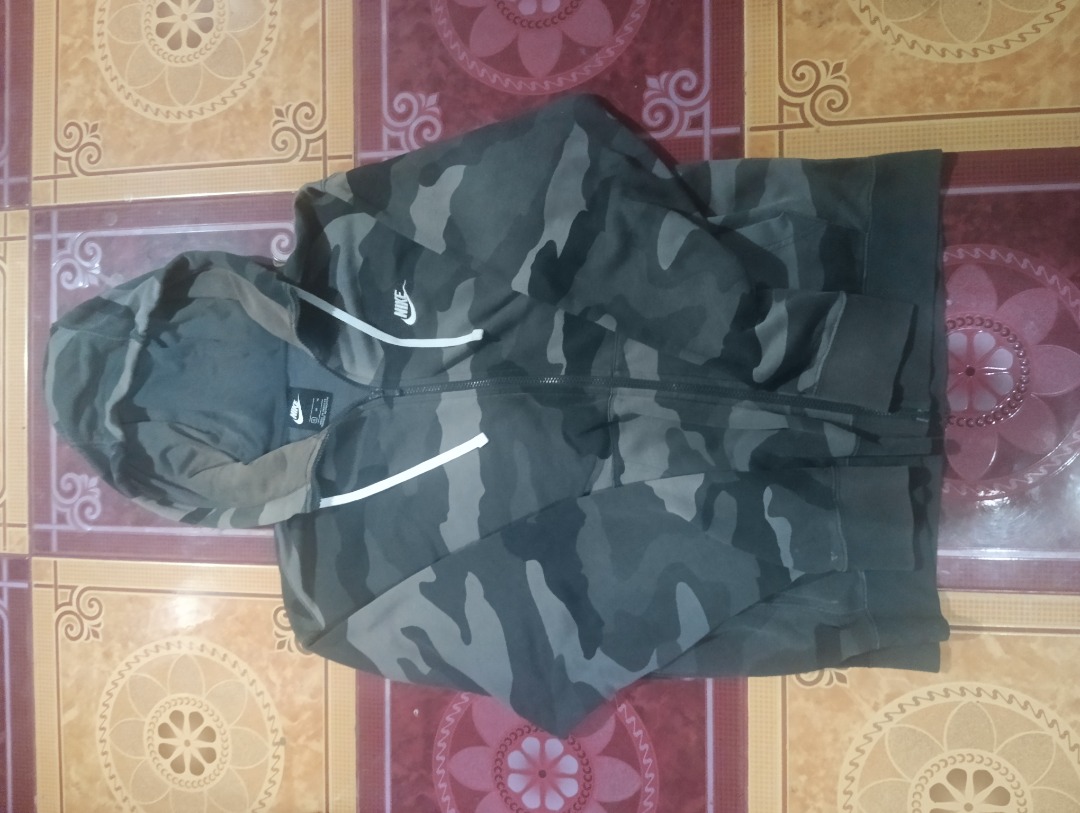 Nike Camou Jacket Black&Grey, Men's Fashion, Coats, Jackets and ...