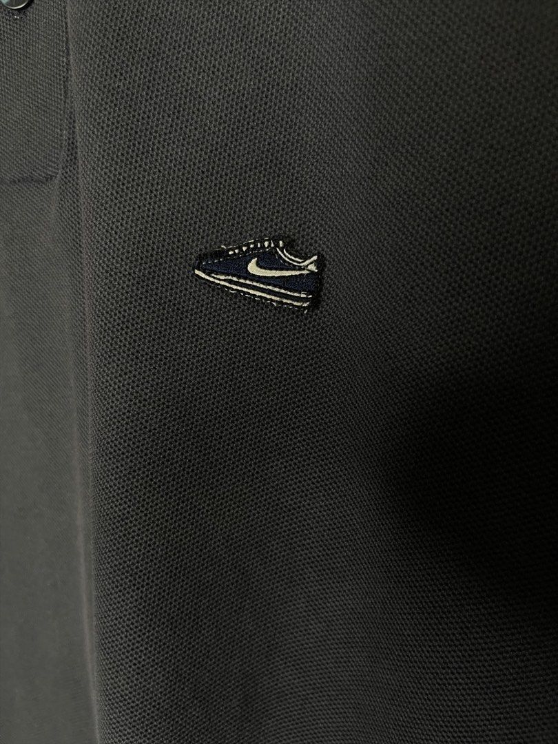Nike grey tag with shoes logo, Announcements on Carousell