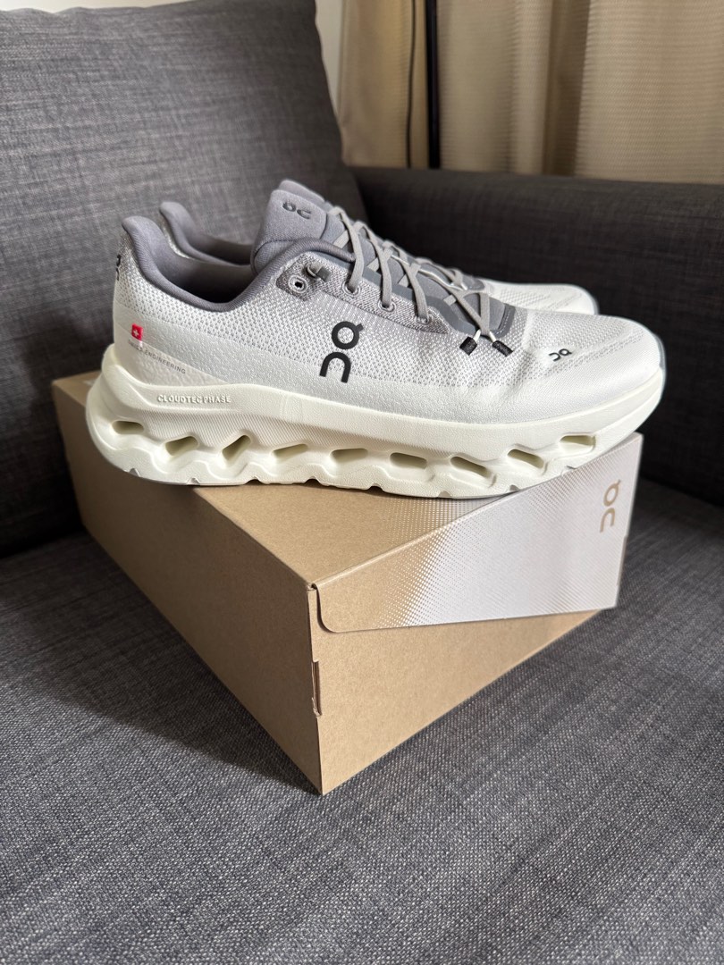 On Cloudtilt Cream colorway, Men's Fashion, Footwear, Sneakers on Carousell