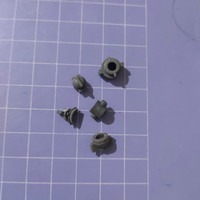 pc (polycaps) gundam model 18, Toys & Collectibles, Mainan di Carousell