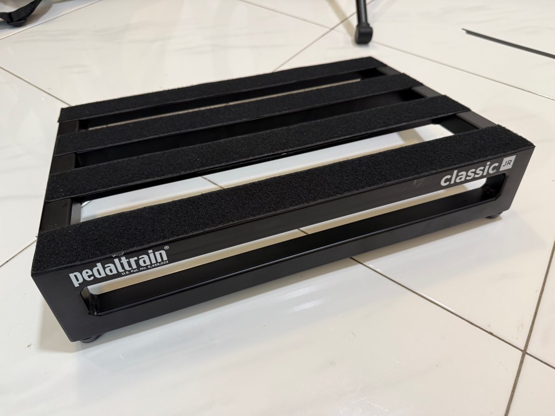 Pedaltrain Classic JR Guitar Pedalboard, Hobbies & Toys, Music & Media, Music Accessories on ...