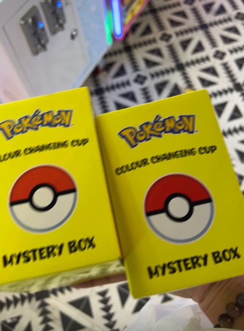 Pokémon change color cup, Hobbies & Toys, Toys & Games on Carousell