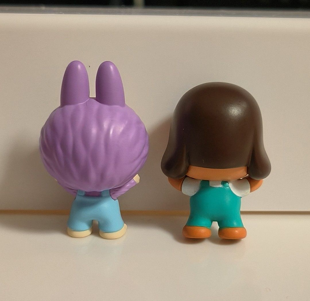 Popmart Popbean Labubu crybaby gimme a hug series - pop bean mart cry ...