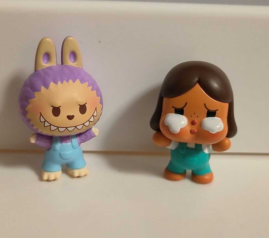 Popmart Popbean Labubu crybaby gimme a hug series - pop bean mart cry ...