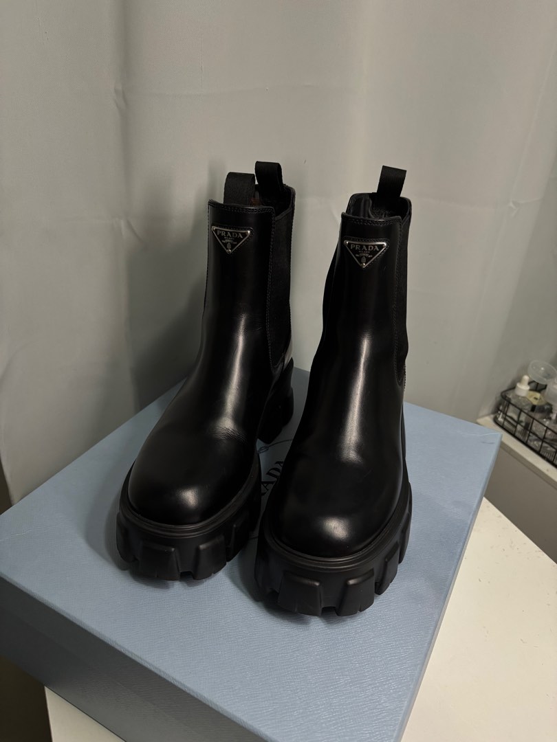 Prada Monolith Chelsea Boots, Women's Fashion, Footwear, Boots on Carousell