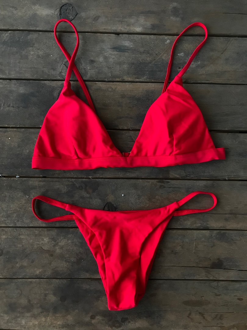Red cheeky bikini, Women's Fashion, Swimwear, Bikinis & Swimsuits on ...