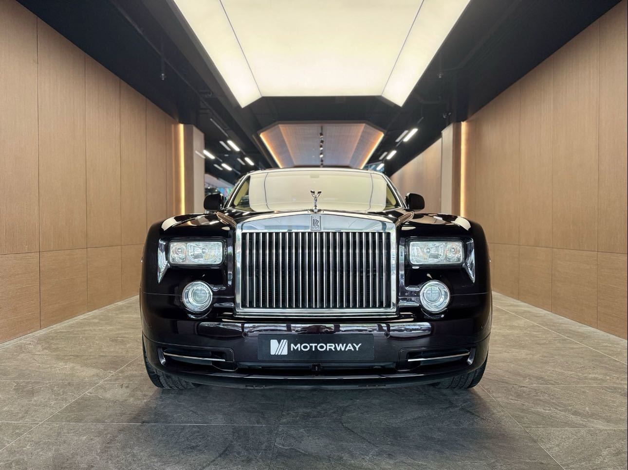 ROLLS ROYCE PHANTOM AUTO ABS D/AB 2WD 4DR HID TV NAV, Cars, Used Cars ...