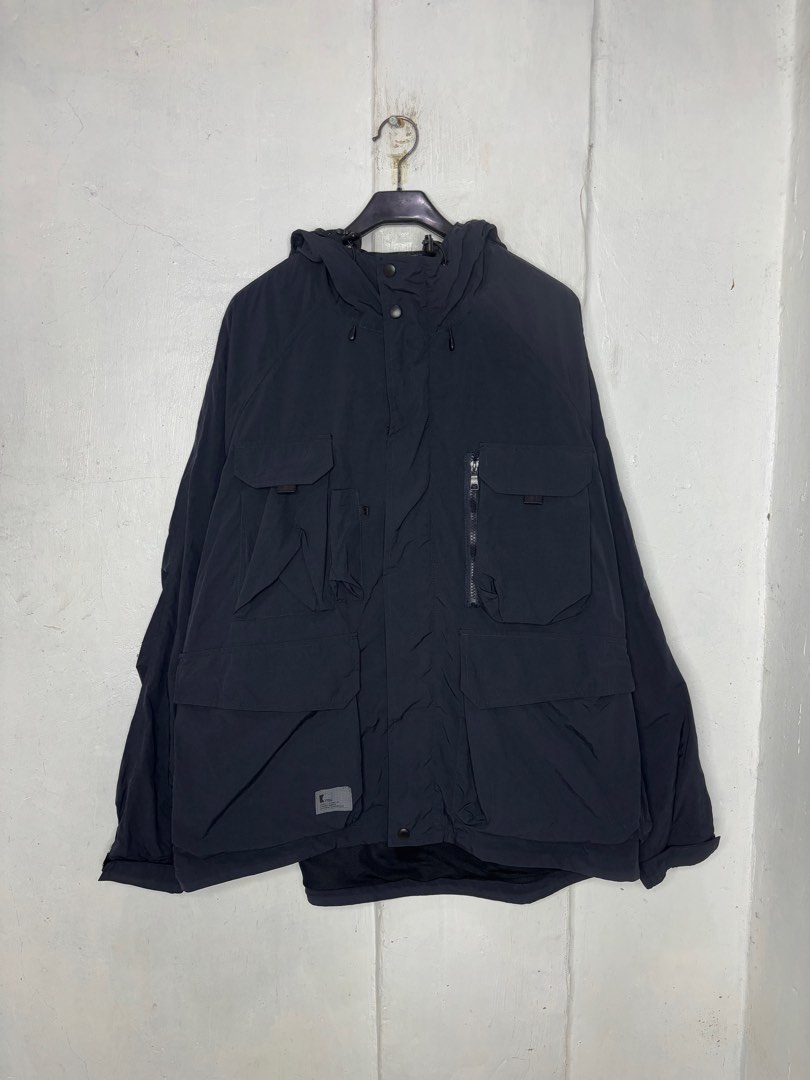 Smoking Life Co. Utility Windbreaker Jacket, Men's Fashion, Coats ...