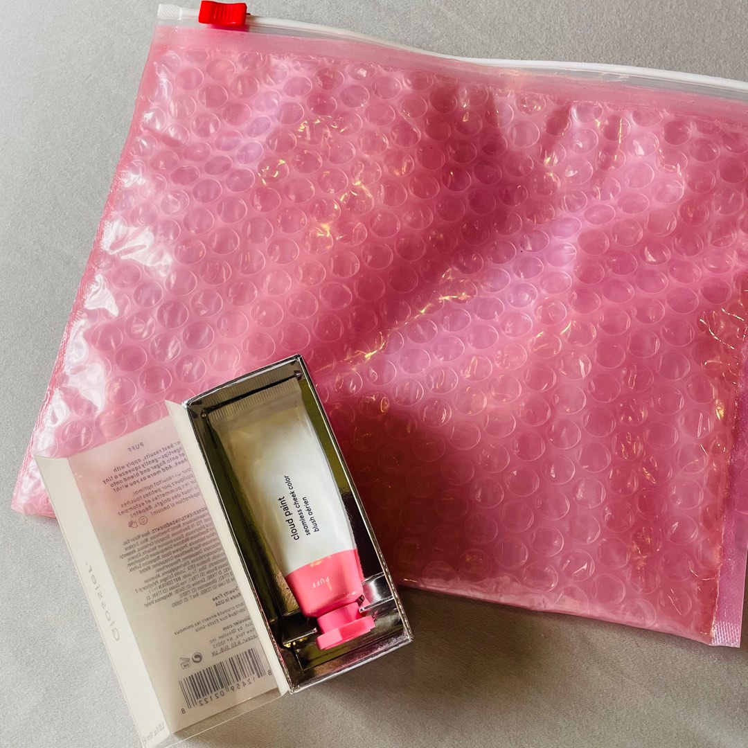 Take Both! Full Sized Glossier Cloud Paint Blush in Puff and Glossier ...