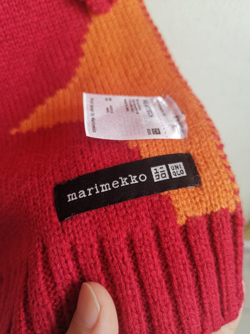 UNIQLO X MARIMEKKO Women Fashion Red Orange Warm Scaft Heattech, Women ...