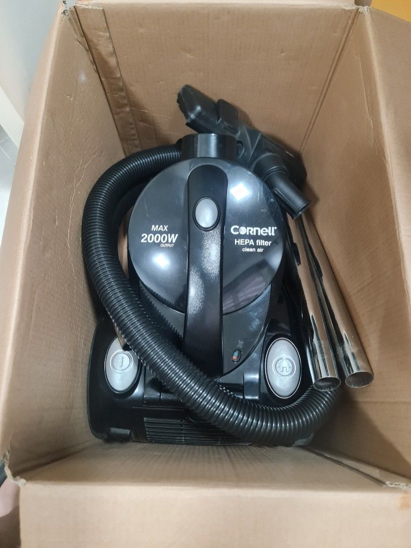 Vacuum Cleaner 2000W Cornell, TV & Home Appliances, Vacuum Cleaner ...