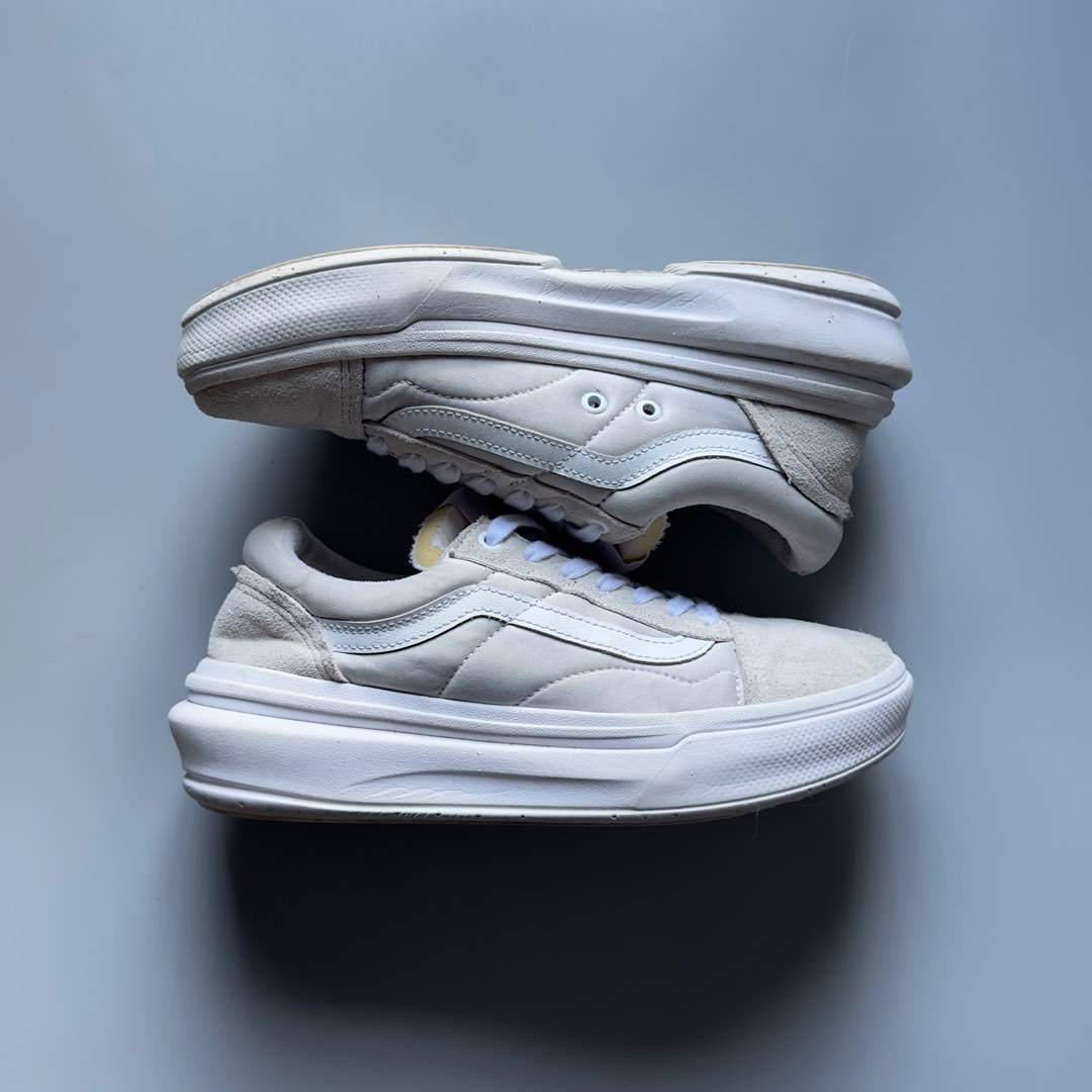 Vans OS Overt ComfyCush, Men's Fashion, Footwear, Sneakers on Carousell