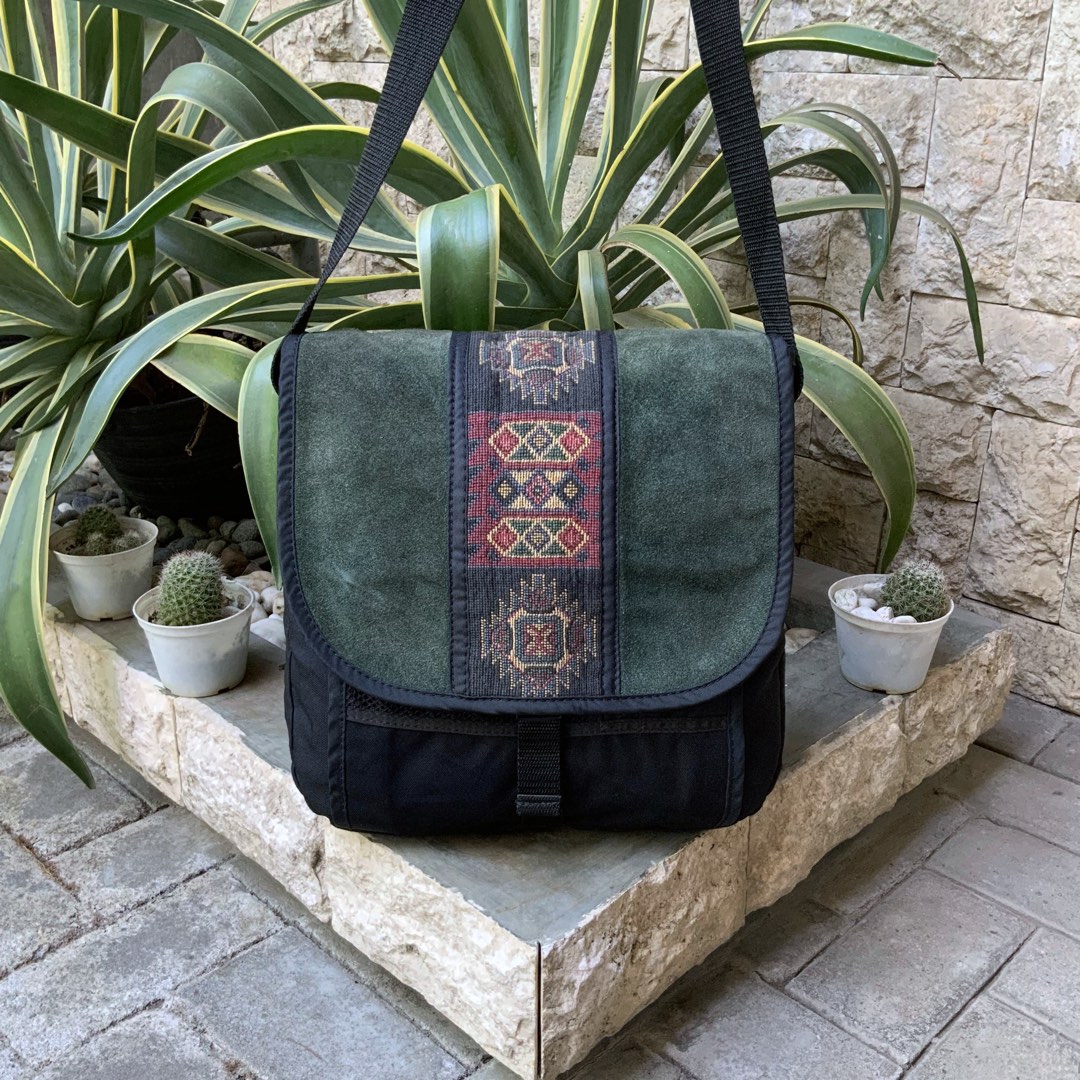 WEST RIDGE DESIGNS PORTLAND OREGON USA NAVAJO SLING BAG, Fesyen Pria ...