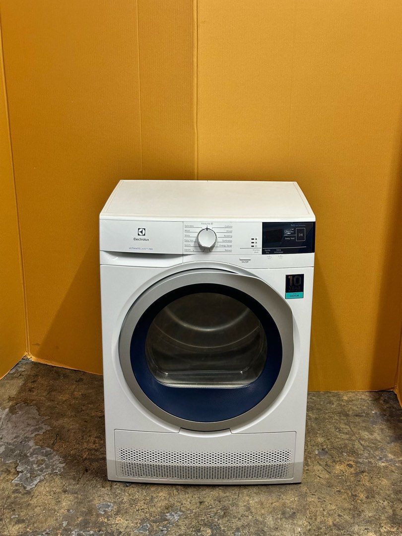 072503 (5) Electrolux Ultimate Care 700 Condenser Dryer 7kg 1 $200 ...