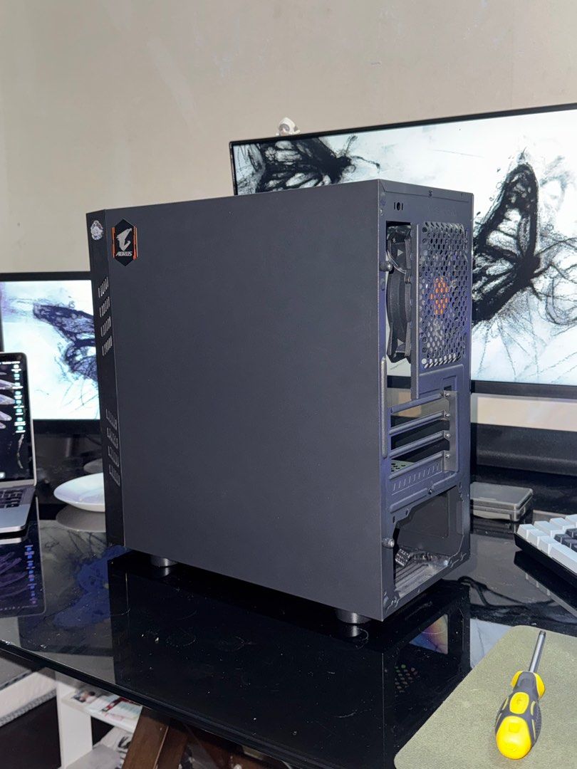 Aigo Black Tech Mini mATX / Gaming PC case with 6 ARGB Fan, Computers ...