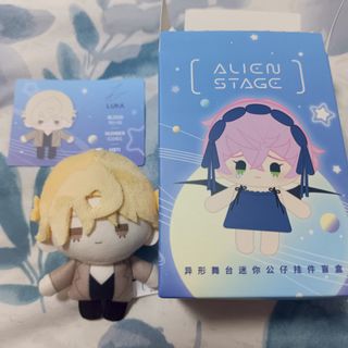 Alien Stage mizi cafe standee, Hobbies & Toys, Memorabilia ...