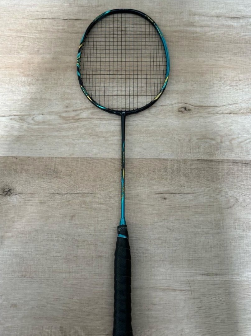 Astrox 88S pro Badminton Racket, Sports Equipment, Sports & Games ...