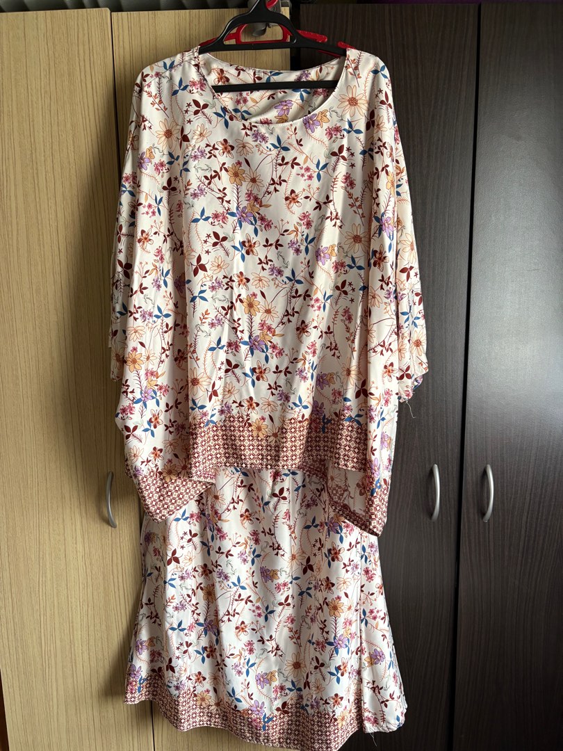Baju Kurung Muaz, Women's Fashion, Dresses & Sets, Sets or Coordinates ...