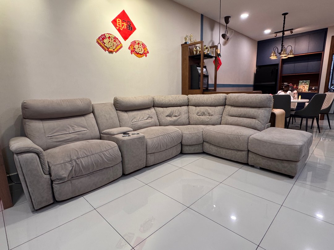 Comfortable Sofa with Bluetooth & Auto Leg Extension Funtion, Furniture ...