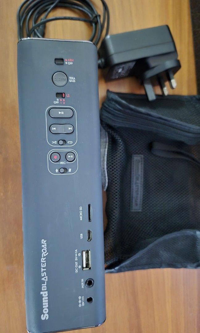 Creative Sound Blaster Roar Wireless Bluetooth Portable Speaker, Audio ...
