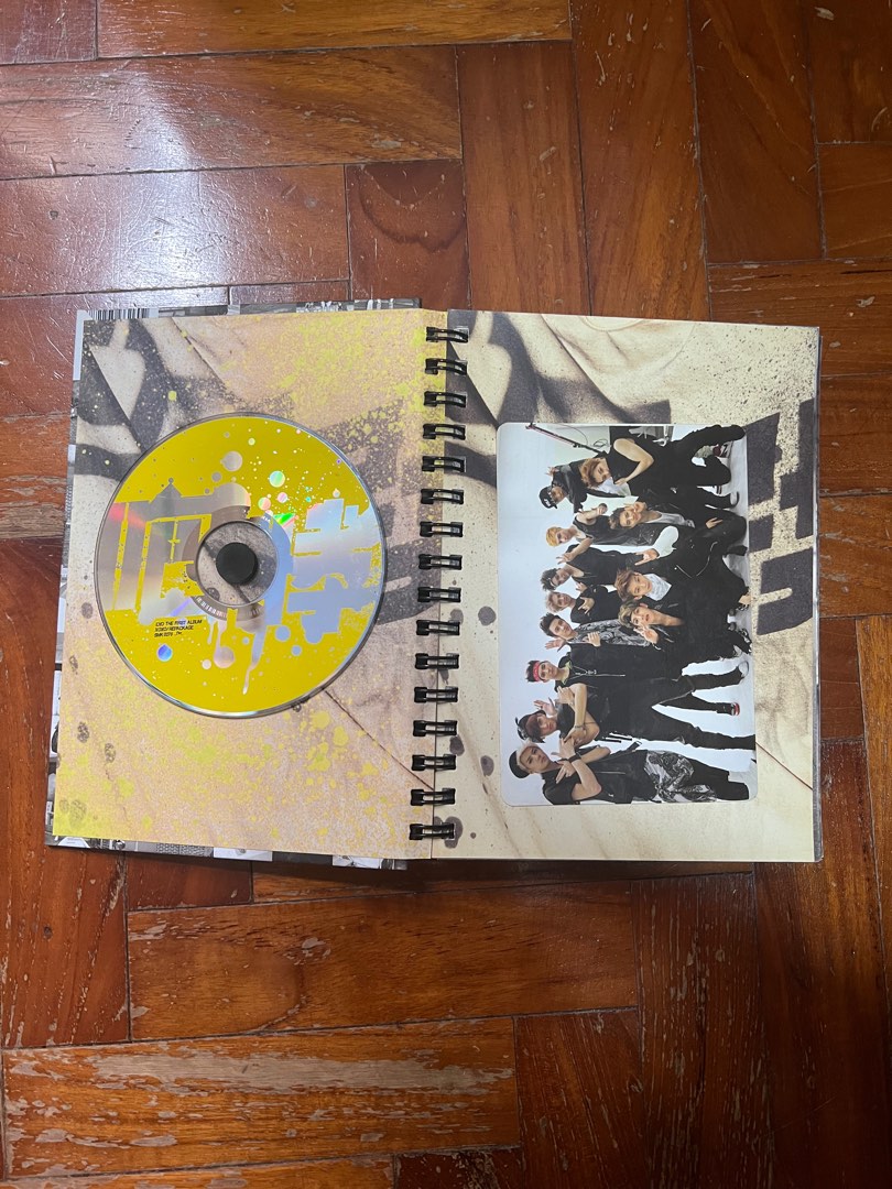 EXO 1st album XOXO Repackage + Group photo card, Hobbies & Toys, Music ...