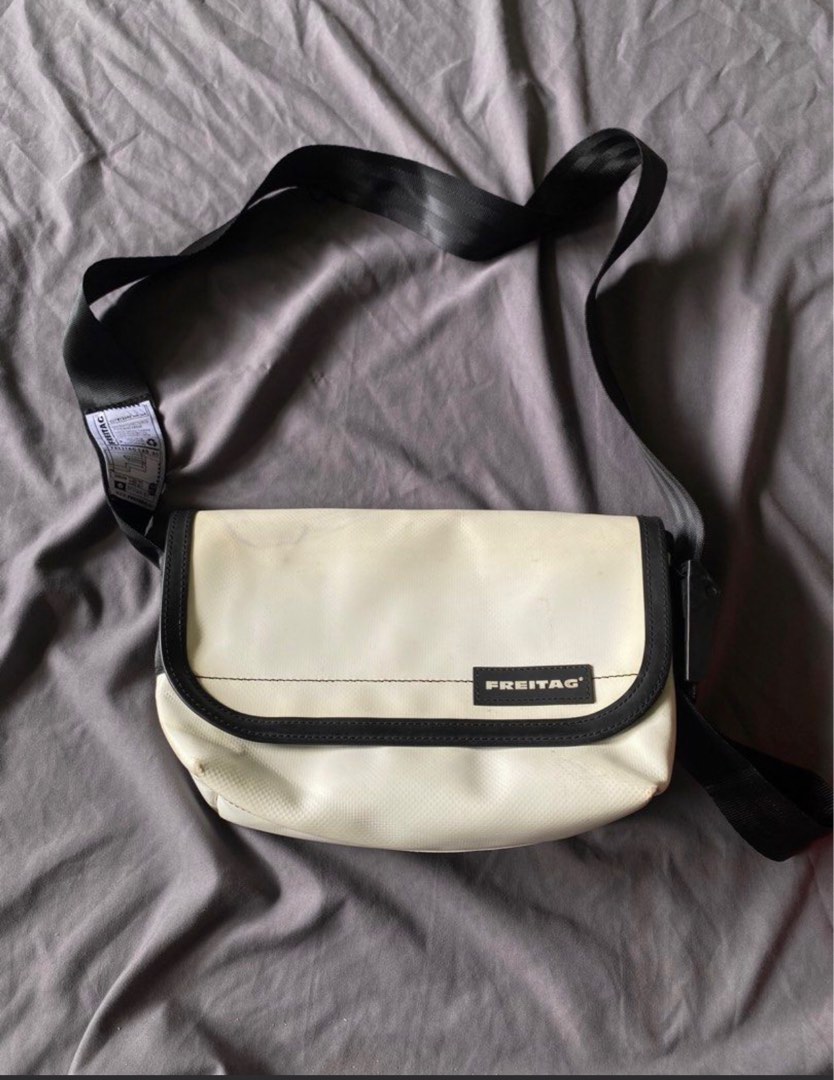 Freitag Hawaii Five-O Sling bag, Fesyen Wanita, Tas & Dompet di Carousell