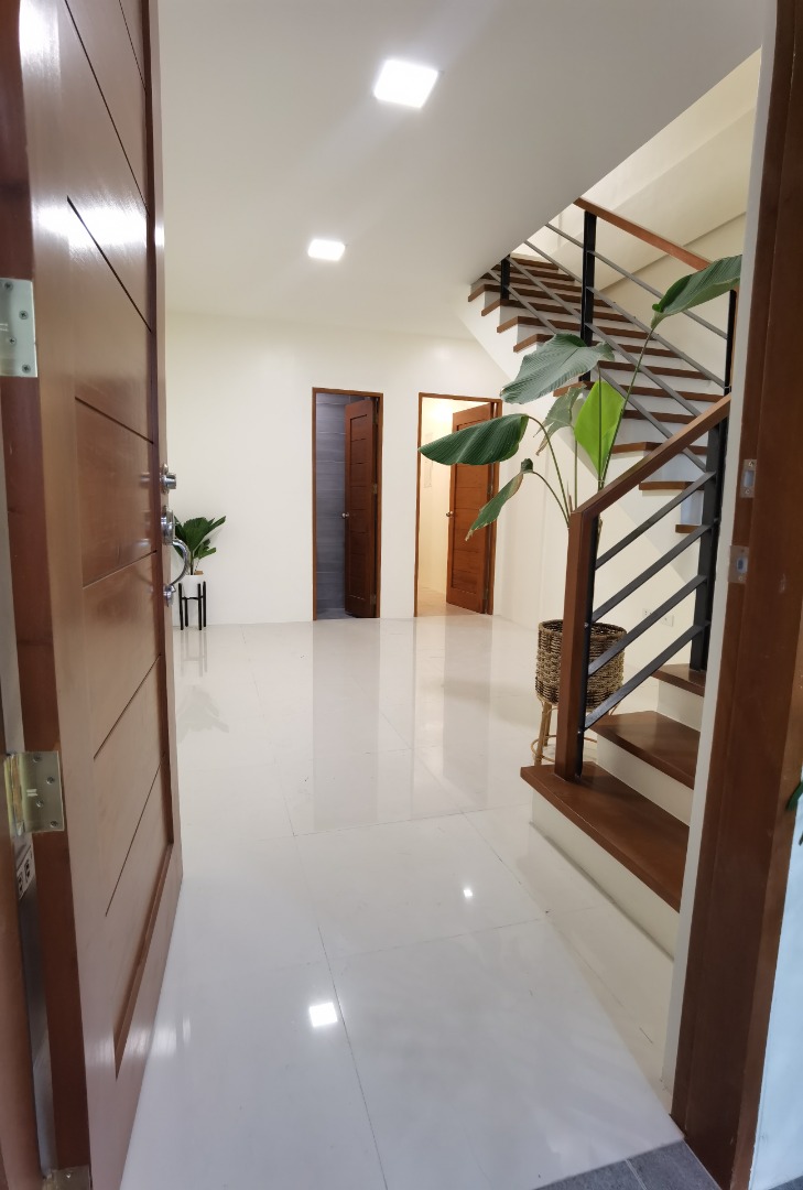 Front unit Modern townhouse Cubao Quezon City near EDSA Cubao, Property ...