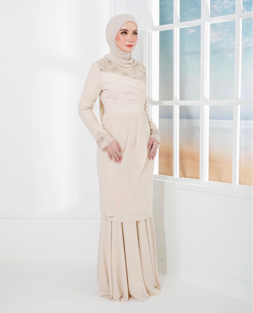 HIJABISTAHUB JUANA KURUNG COLOUR CHAMPAGNE, Women's Fashion, Muslimah ...