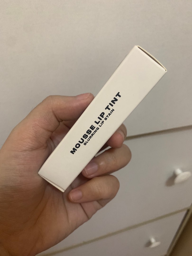 Issy mousse lip tint (fixation), Beauty & Personal Care, Face, Makeup ...