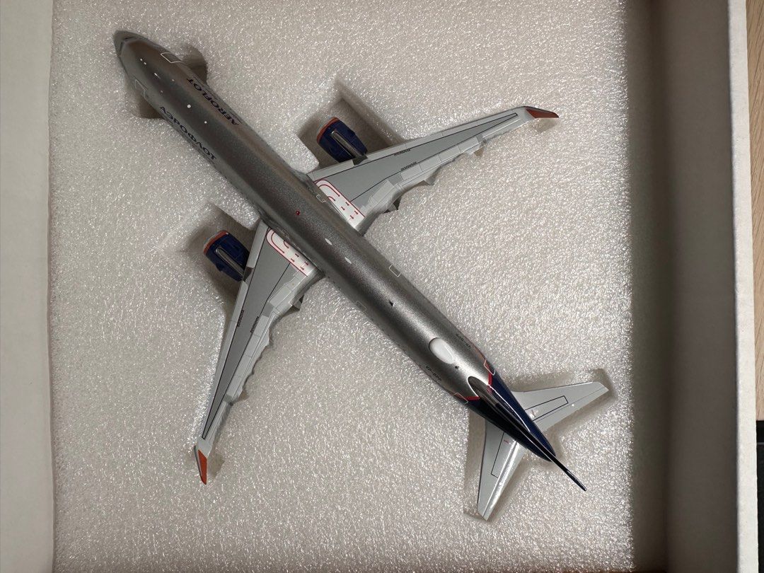 JC Wings 1/200 Airbus a321 neo aeroflot, Hobbies & Toys, Toys & Games ...