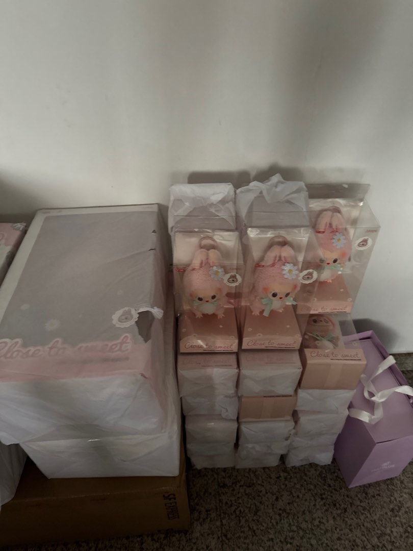 Mokoko v1, Hobbies & Toys, Toys & Games on Carousell