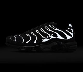 Nike air max plus tn reflective, Men's Fashion, Footwear, Sneakers on ...