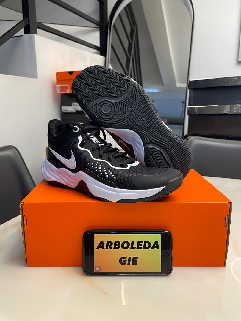 nike fly by mid 3, Men's Fashion, Footwear, Sneakers on Carousell