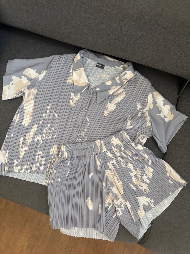 Posh the label set, Fesyen Wanita, Pakaian Wanita, Atasan di Carousell