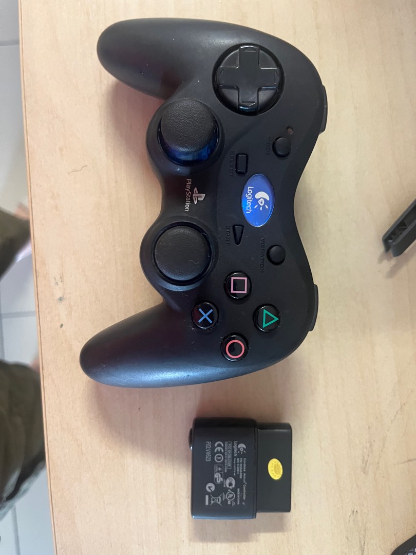 Ps2 Logitech wireless ( need repair), Video Gaming, Gaming Accessories ...