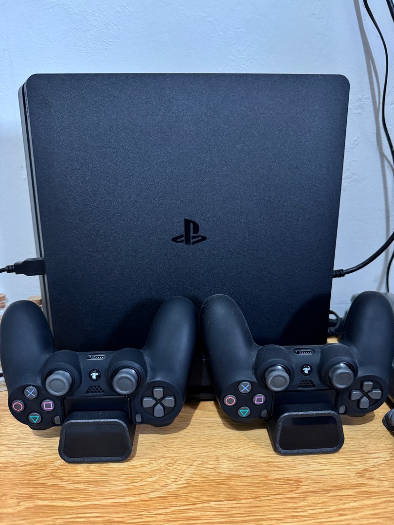PS4 SLIM 1 TB, Video Gaming, Video Game Consoles, PlayStation on Carousell