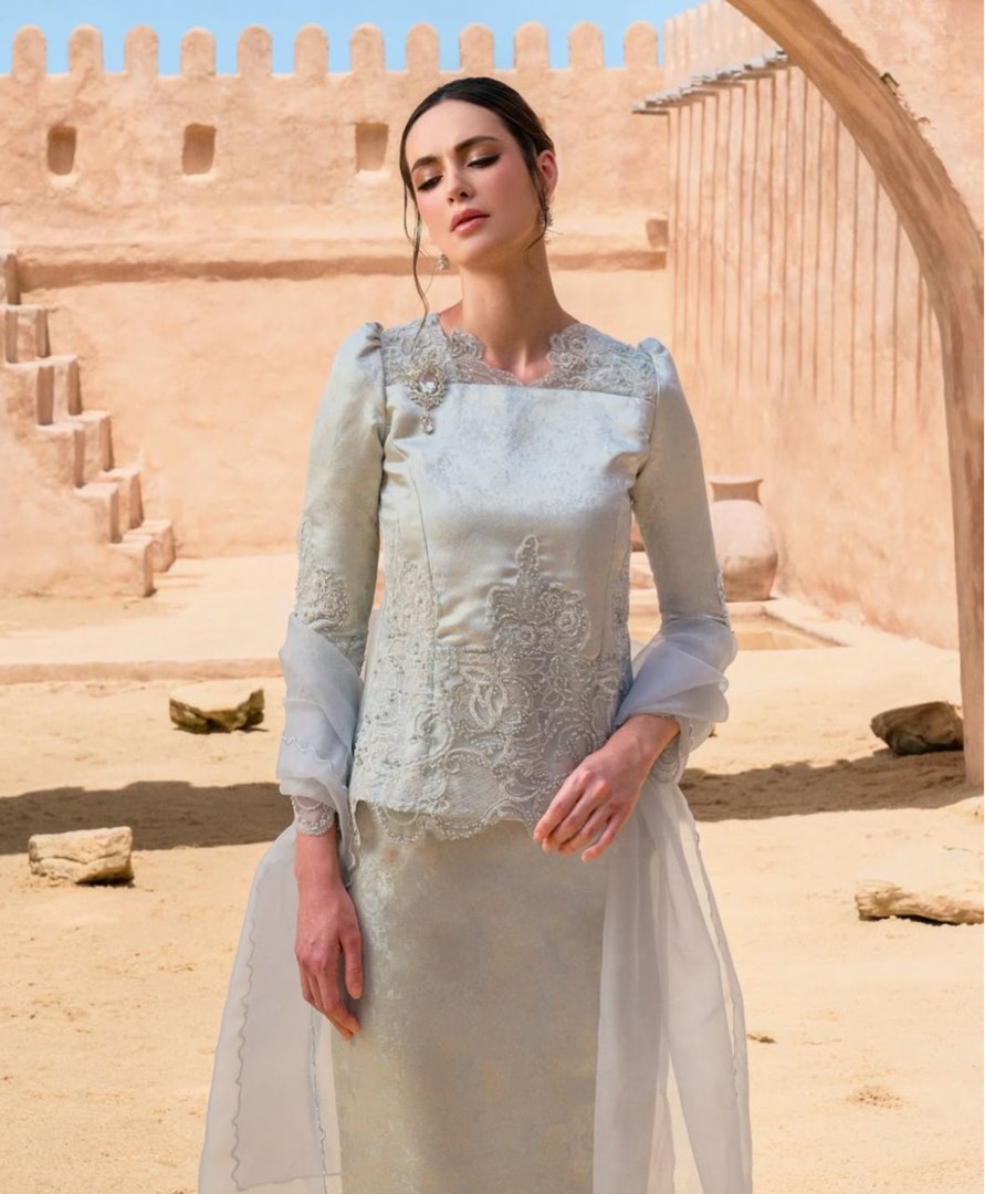 Qiszar Maharanee, Women's Fashion, Muslimah Fashion, Baju Kurung & sets ...