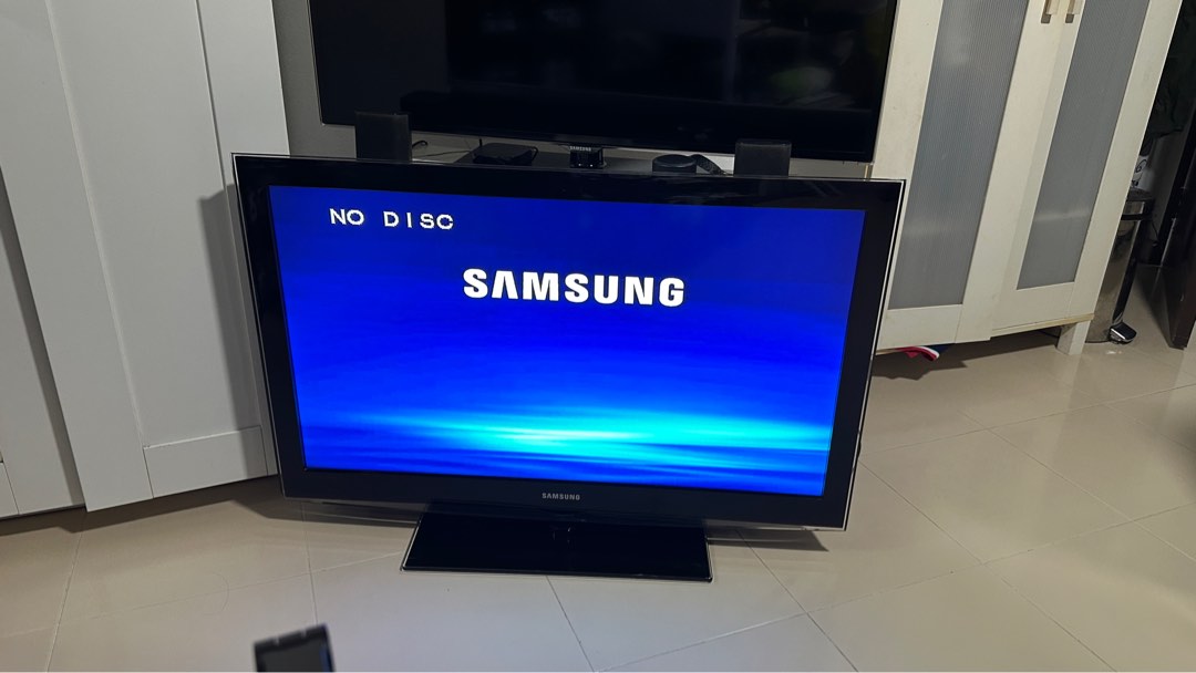 SAMSUNG 40” LCD TV, TV & Home Appliances, TV & Entertainment, TV on ...