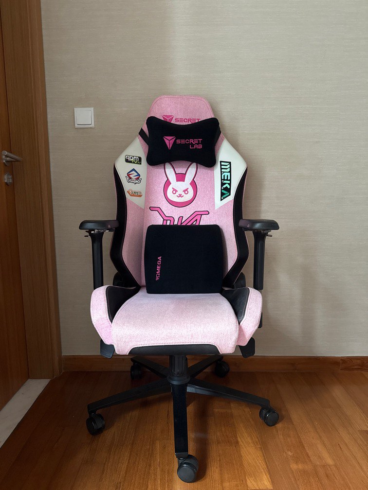 Secretlab D.VA Edition, Furniture & Home Living, Furniture, Chairs on ...