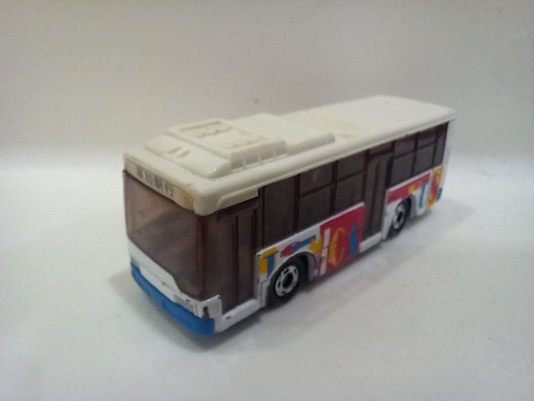 Tomica Mitsubishi Fuso Aero Star Bus 1/141 Tomy Diecast, Hobbies & Toys, Toys & Games on Carousell