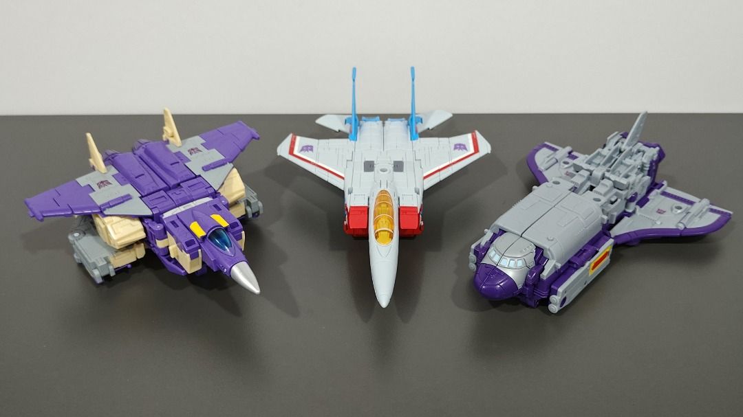Transformers Takara Dramatic Capture Series Triple Takeover Starscream ...