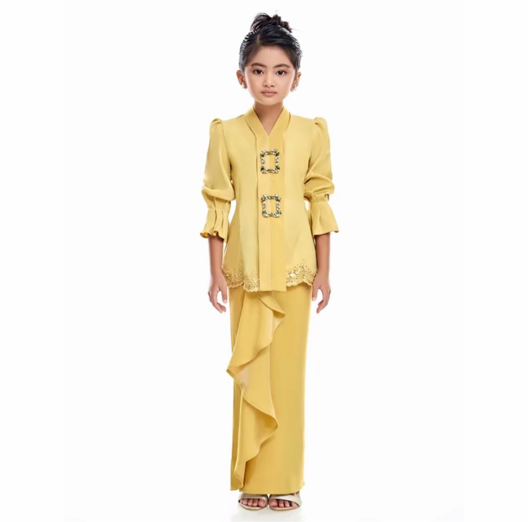 Wanzar Dorothea Kurung Kids, Women's Fashion, Muslimah Fashion, Baju ...