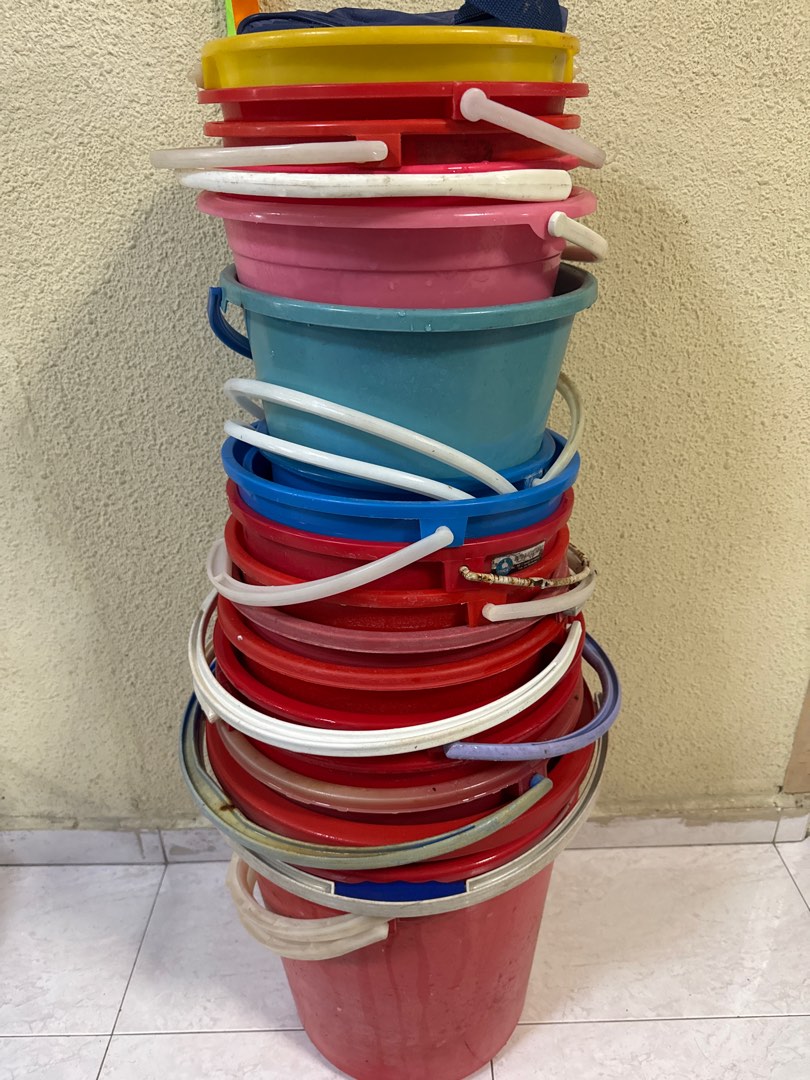 Water pail: self pick up 431014, Furniture & Home Living, Bathroom ...