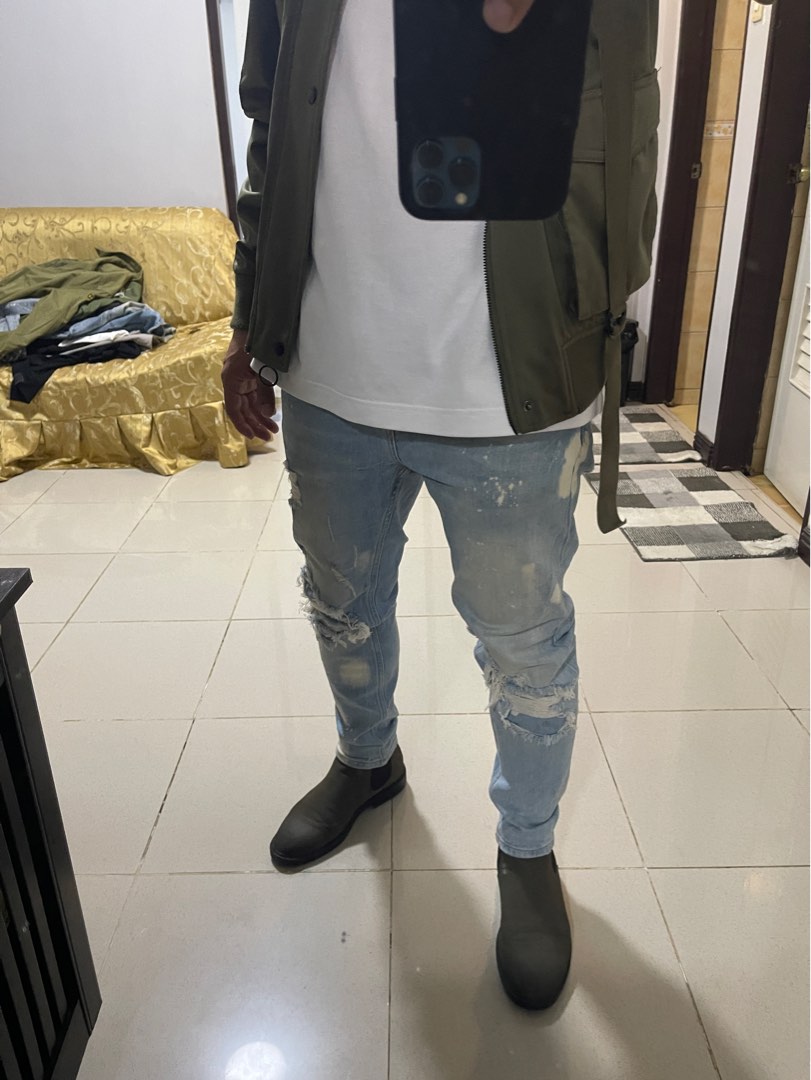 Zara Man Slim Fit Ripped Jeans, Men's Fashion, Bottoms, Jeans on Carousell