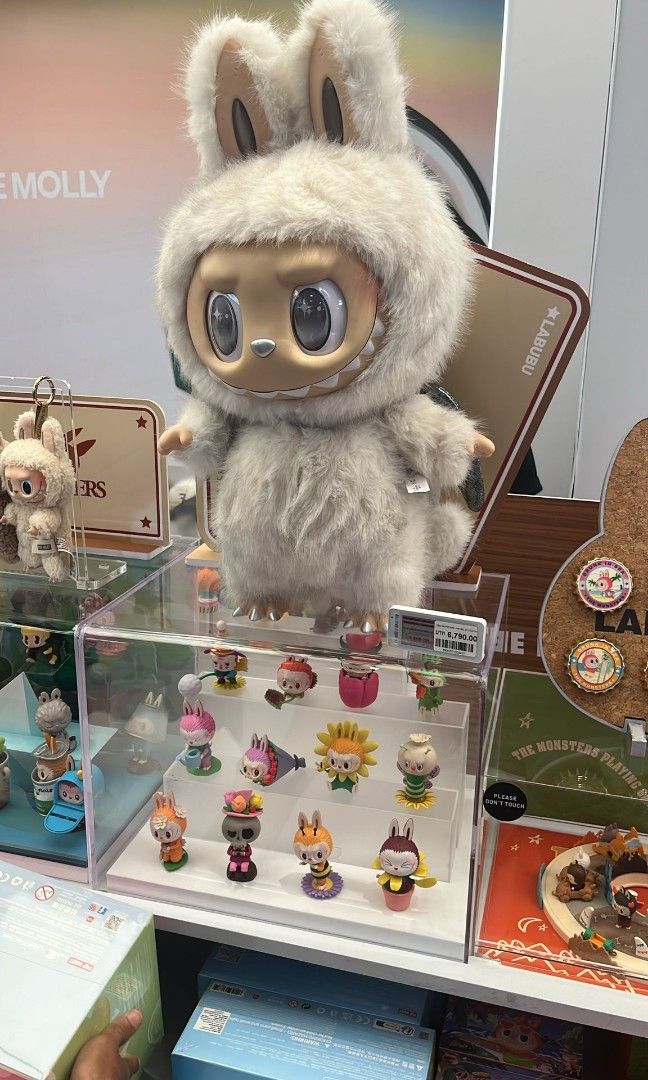 100% Authentic and Brand New Labubu Angel in Cloud Figure Sealed ...