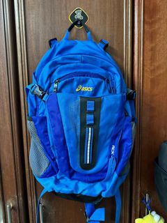 Asics backpack hiking running marathon bag, Men's Fashion, Bags ...